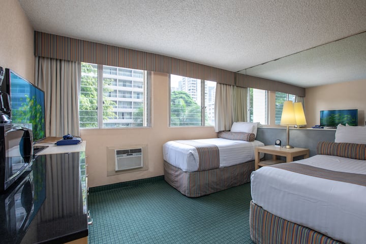 Aqua Aloha Surf Waikiki #216 Moderate Studio - Honolulu