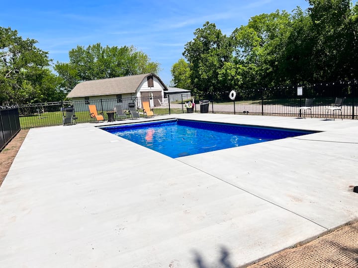 Wichita Mtns Barn@ft Sill, Medicine Park, Hot Tub - Lake Lawtonka, OK