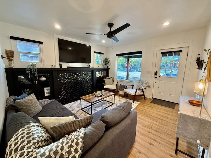 Downtown Trolley Spot - Salt Lake City, UT