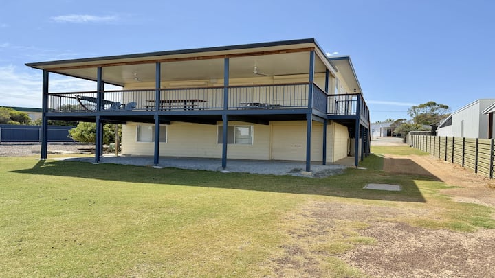 Panorama Holiday Home On The Esplanade With Big Su - Coffin Bay