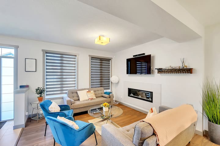 Glen - Ac, Bbq, Double Garage, 4 Bdrms, 3.5 Baths - Edmonton