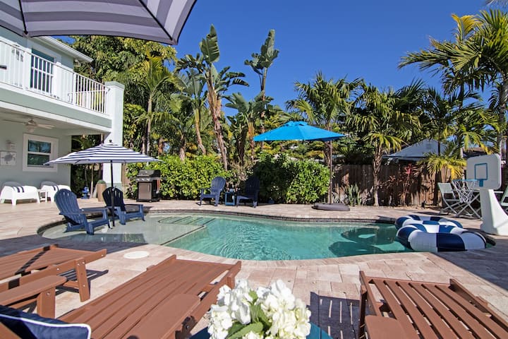 Paradise Breezes & Cottage House, Delray Beach - Delray Beach, FL