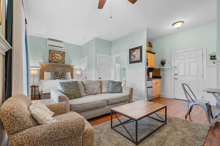 "Sea Haven 30a" #376 Studio Sleeps 4 - Rosemary Beach, FL