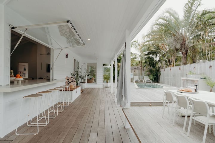 Paradise Palms - Pet-friendly Beach Home With Pool - Byron Bay