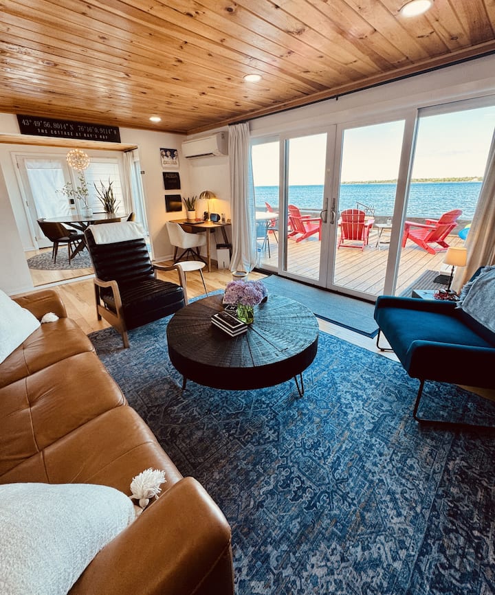 Lake Front •Year Round Hot Tub•gorgeous Sunsets - Southwick Beach State Park, Henderson