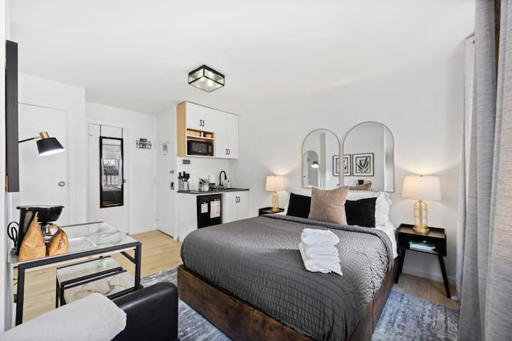 Cute Studio: 5 Minutes Walk To Times Square - New York City, NY