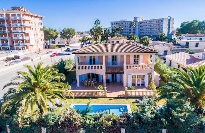 Villa Lago - Gehentfernung Zum Strand, Blick Auf Die Berge Vor Einem See - Alcúdia