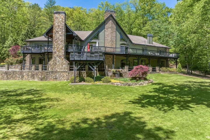 Toccoa Lodge | Toccoa River Frontage| 10,000 Sqft - Blue Ridge, GA