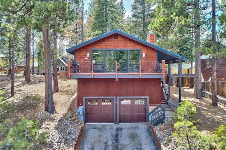 Updated Tahoe Home 4 Bedrooms Come Play In Tahoe - South Lake Tahoe, CA