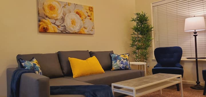 2 Bd, 2.5 Baths, Sleeps 7/c9 - Sparks, NV