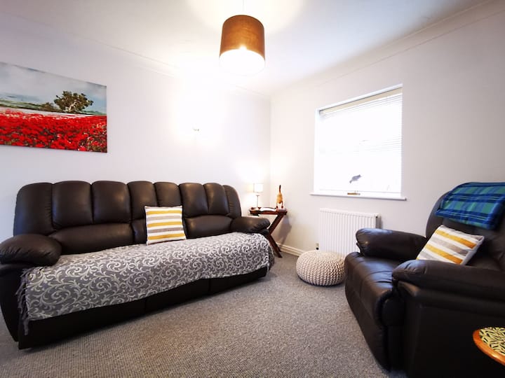 Rose Cottage - Conwy Castle