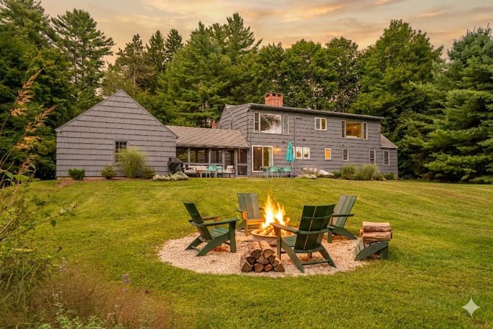 Chalet In Great Barrington Near 2 Ski Areas - Great Barrington, MA