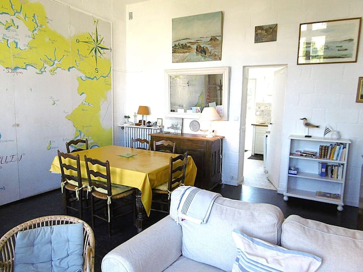 House 5 Rooms 9 People Facing The Port Of St Jacques - Sarzeau