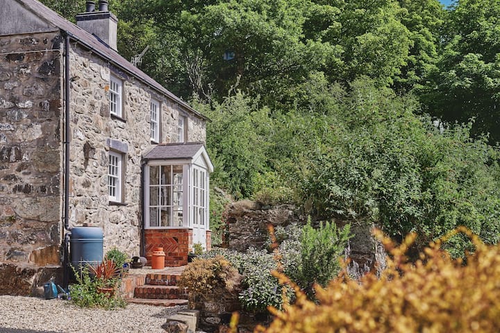 A Peaceful Retreat Beside The Sea - Dog Friendly - Bethesda