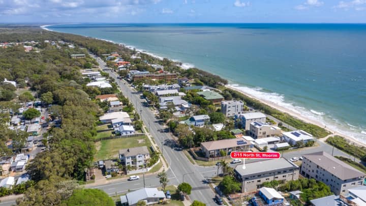 Beachside Unit In The Centre Of Town - Bribie Island