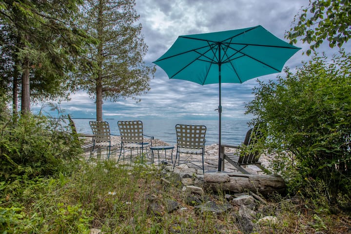 Waterfront, Dog Friendly Sherwood Point - ウィスコンシン州