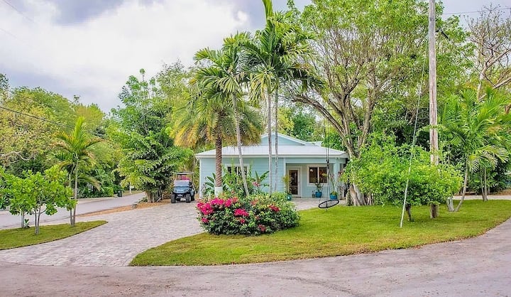 Indian Mound - Islamorada Bungalow - Florida Keys, FL