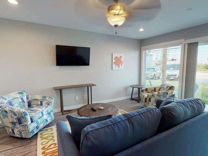 Ah-j137 First Floor, Shared Pool, Golf Cart Access - Aransas Pass, TX