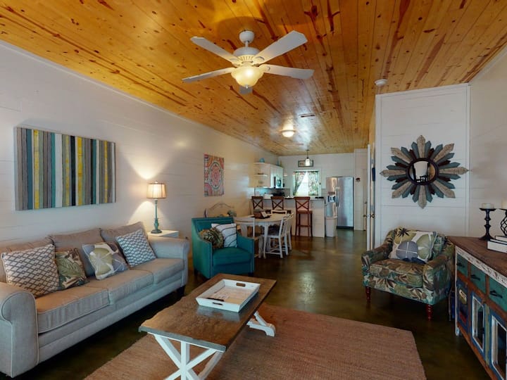 Tc702 Pet Friendly, Close To Beach, Shared Pool