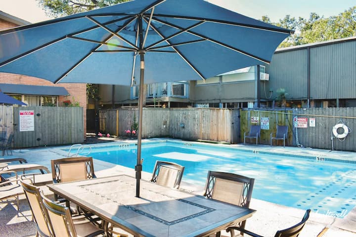 Museum District| Pool,patio,wifi,smarttv,park Spot - University Place - Houston