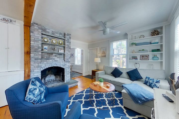 Corkscrew Cottage - Newport, RI