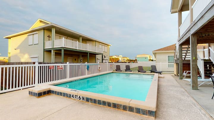 Gw625 Private Pool And Golf Cart Included - Port Aransas, TX