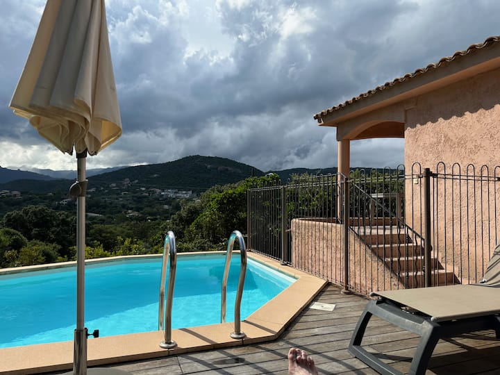 Villa Léa  Tout Confort Avec Piscine Privée. - Zonza