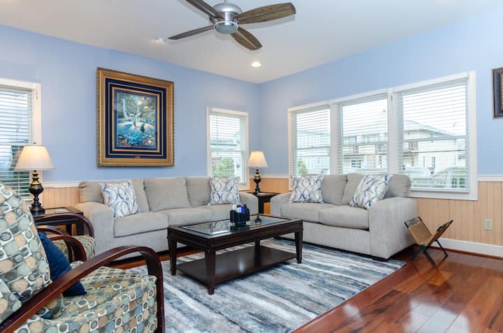 Wonderful Pet Friendly Home W Ocean Views - W289 - Wilmington, NC