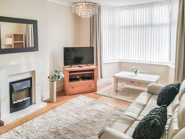 Court Apartment - Uk32469 - Llandudno