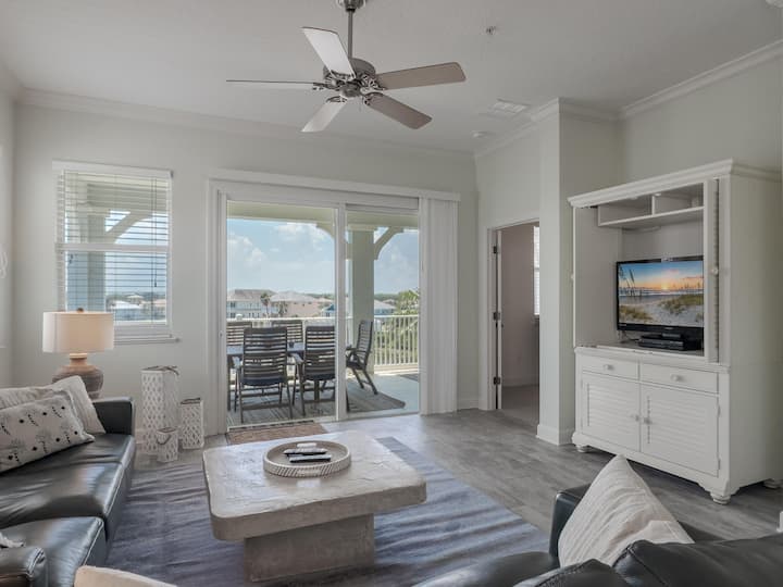 Unidad De Extremo Con Vista Al Lago De La Playa Canela - 1041! Recién Remodelado 2016 !! - Palm Coast, FL