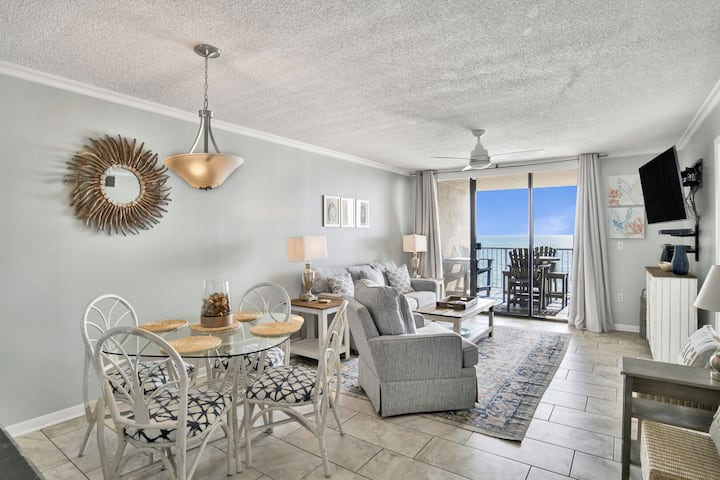 Beachside @ Seaside Beach & Racquet Sleeps 8 - Foley, AL