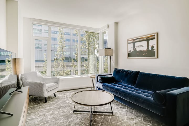 Sentral Furnished Urban 1 Bedroom (30+ Day) - Seattle