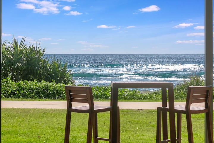 Diamond Place 1 - Absolute Beachfront - Snapper Rocks, Coolangatta