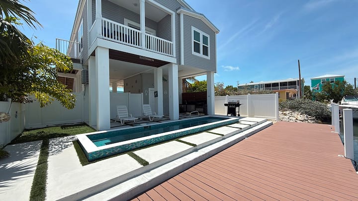 El Tesoro A Beautiful 3 Bedroom 2 Bath Marathon Home W/ Private Pool & Dock - Marathon, FL