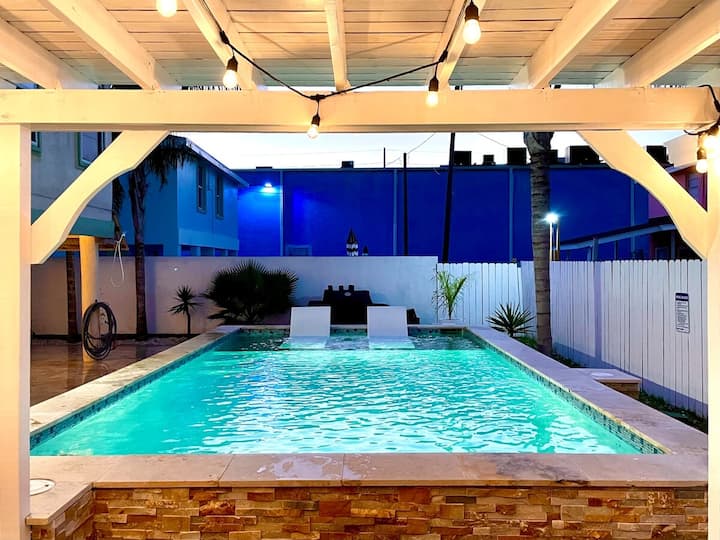 Pelican House - Private Pool & Hot Tub - South Padre Island