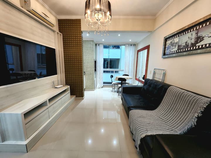 Refugio Em Bombas: Conforto A Poucos M/ Da Praia - Bombinhas