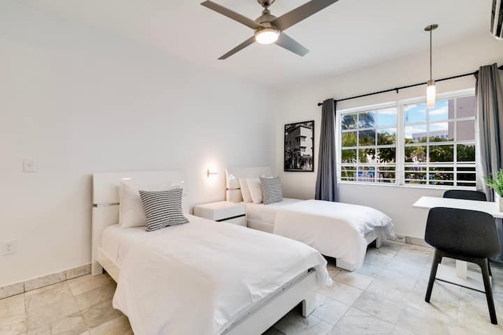 Best Location By The Beach ! Free Wifi - Tv - All - South Beach, FL