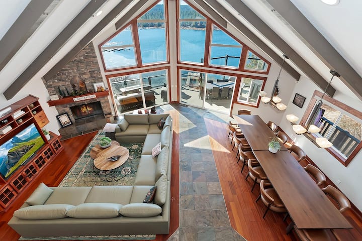 Lakefront! Lake & Mtn Views! Hot Tub! Pool Table! - Big Bear Lake, CA