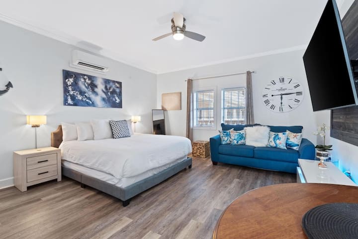 "Endless Summer" #259 Studio Sleeps 4 - Rosemary Beach, FL