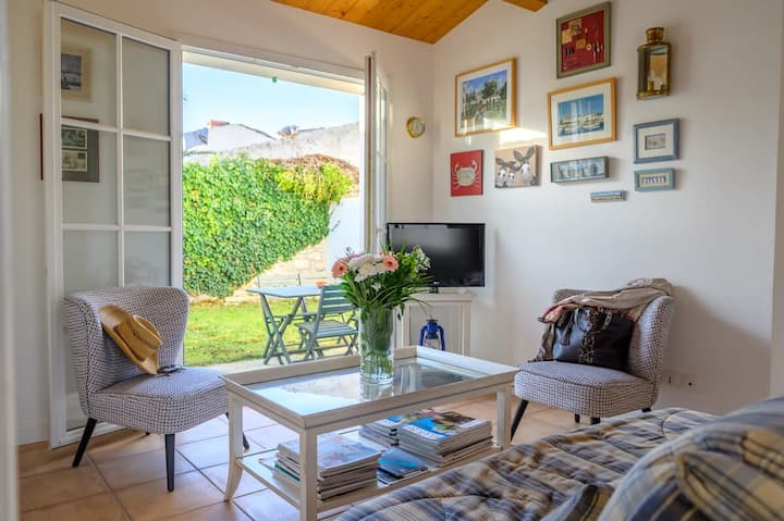 Maisonnette Avec Cour Et Jardin à 300m Du Port Et - Saint-Martin-de-Ré