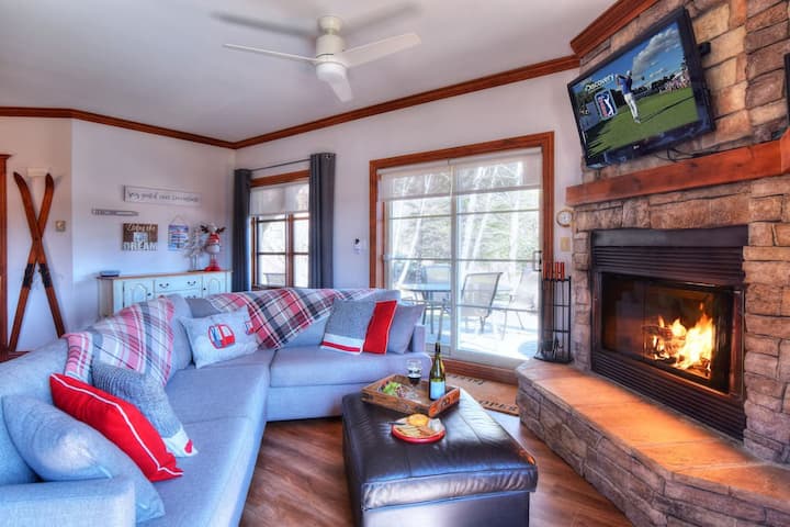 Plateau D-tremblant Ski In/ski Out With Pool - Mont-Tremblant