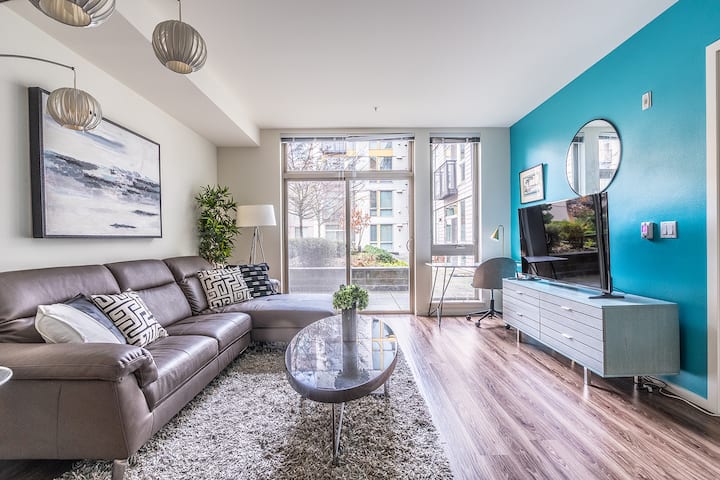 1br | Gym, Rooftop | Mercer Island | Sophari E - Mercer Island, WA