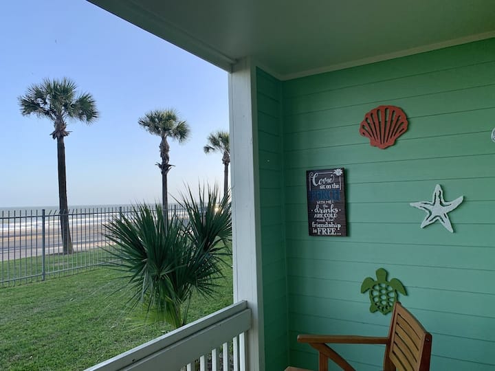 Mermaid Landing Beachfront Condo - Galveston Island, TX