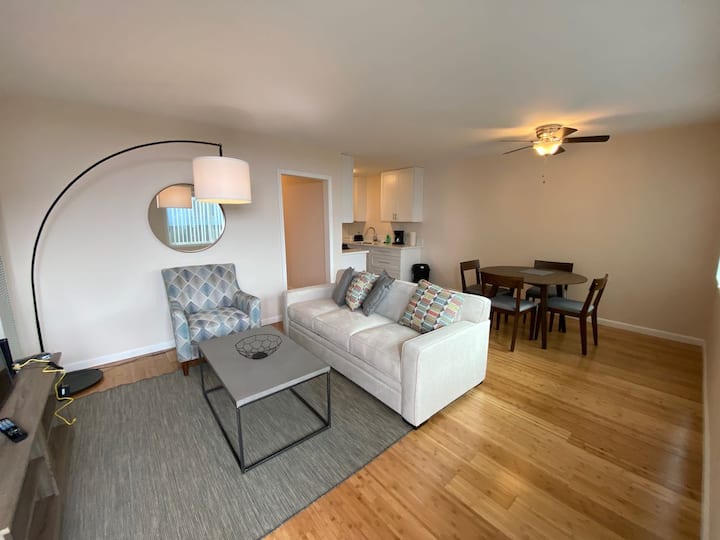 Westside Turnkey 2 Bedroom Apartment #2 - El Segundo, CA