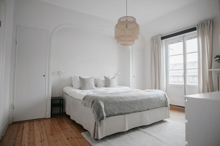 Large Top-floor Apartment In ÖStermalm - Stockholm