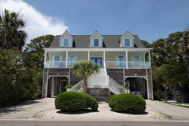 Perfect Home Across The Street From The Beach!~ - Folly Beach, SC