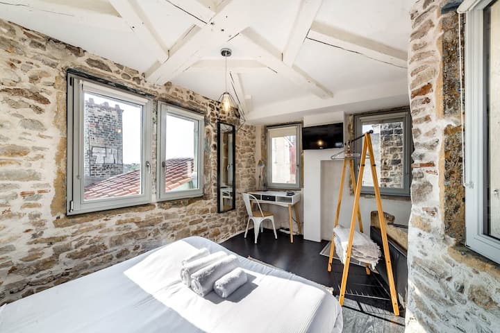 Sky'room - Jacuzzi & View - Vieux Lyon - Sainte-Foy-lès-Lyon