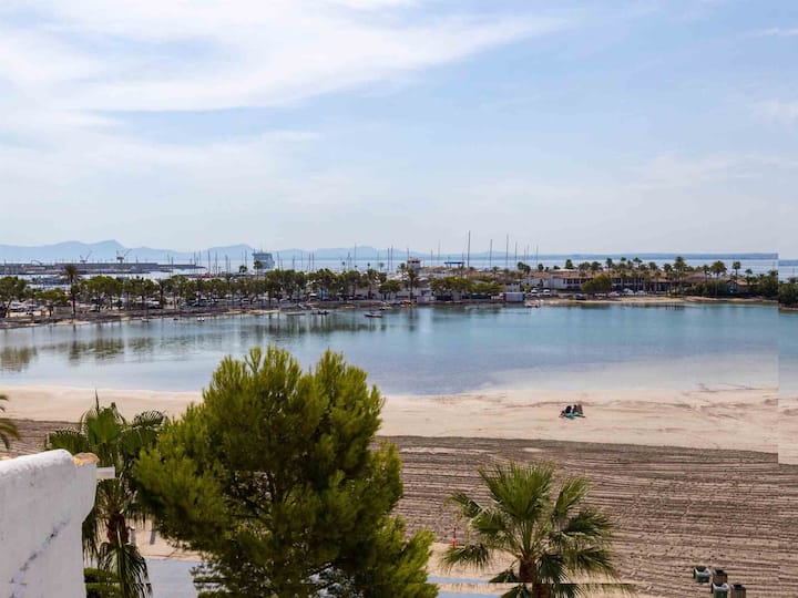 Sea, First Line Sandy Beach, Ideal For Couples - Alcudia