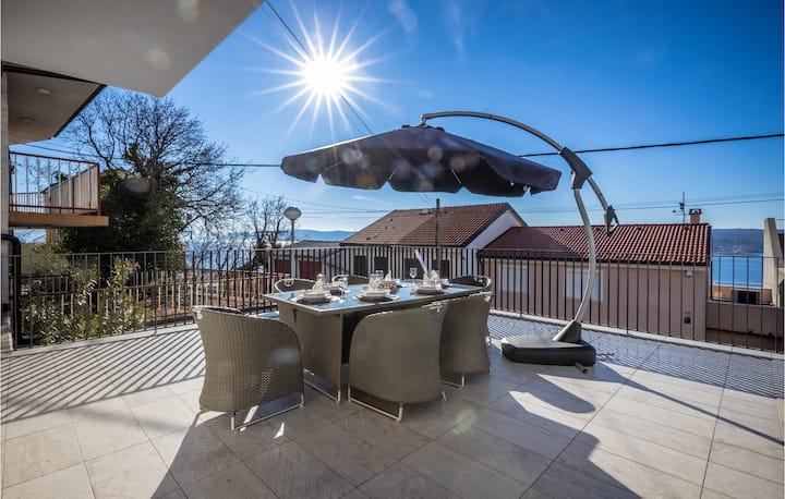 3 Bedroom Nice Home In Crikvenica - Crikvenica