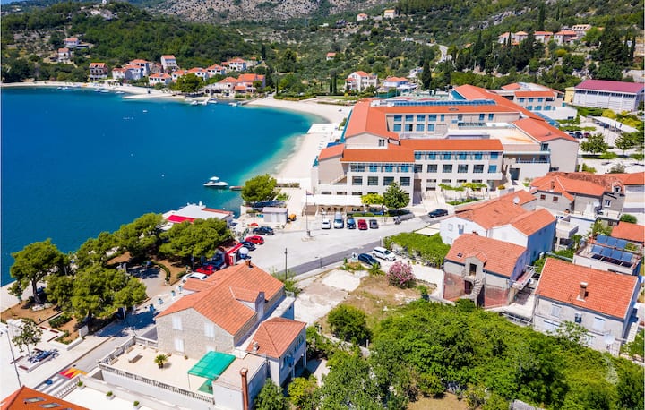 Amazing Home In Slano With Kitchen - Slano